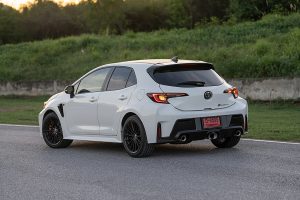 ภาพคันจริง Honda Civic Type R & Toyota GR Corolla | ตัวจี๊ดแดนอาทิตย์ ...