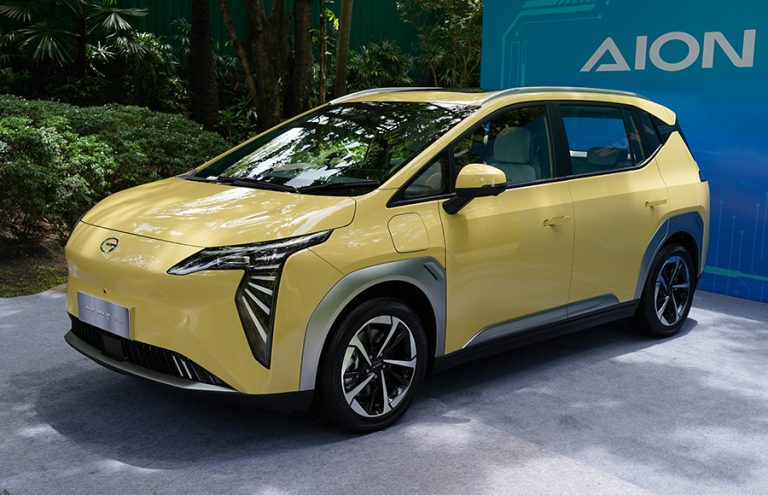 ราคาอย่างเป็นทางการ AION Y Plus : 1,069,900 - 1,299,900 บาท | วิ่งไกล ...