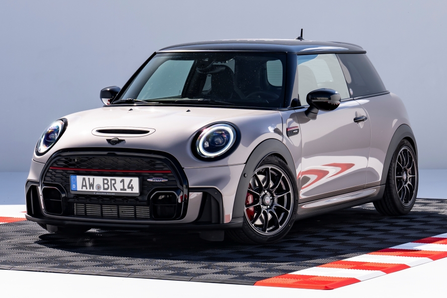 Mini JCW Bulldog Racing Edition รุ่นพิเศษถูกพัฒนาโดยทีมแข่งในสนามแข่ง ...
