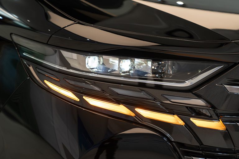 รวมภาพคันจริง All New Toyota Alphard / Vellfire ทุกรุ่นย่อยและชุดตกแต่ง ...