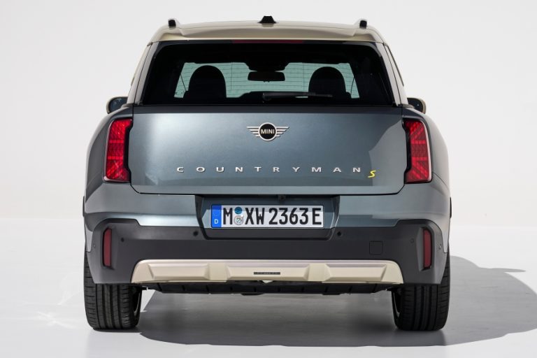 All NEW MINI Countryman E / SE ALL4 แฝดคนละฝา BMW iX1 ขุมพลังมอเตอร์คู่ 313 แรงม้า วิ่งได้ไกลสุด ...