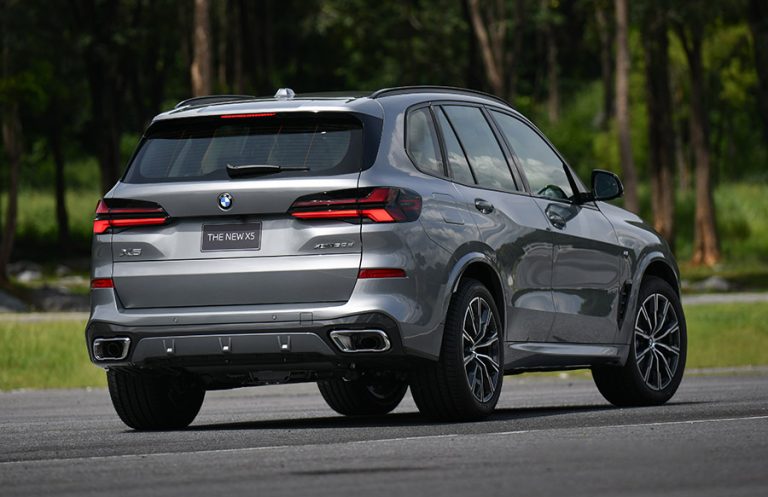 ราคาอย่างเป็นทางการ BMW X5 LCI (xDrive30d / xDrive50e) : 5,099,000 ...
