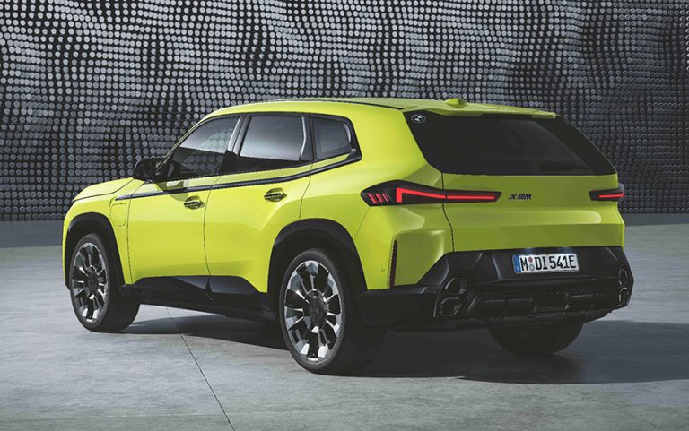 ราคาอย่างเป็นทางการ BMW XM 50e : 6,799,000 บาท | เบนซิน 6 สูบเรียง 3.0L ...