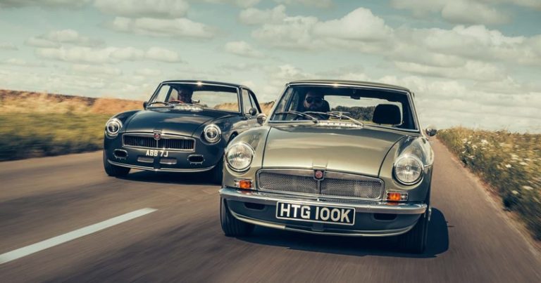 สำนัก Frontline Cars เปิดตัวผลงานคืนชีวิตให้ MG MGB มีทั้งขุมพลัง V8 ...