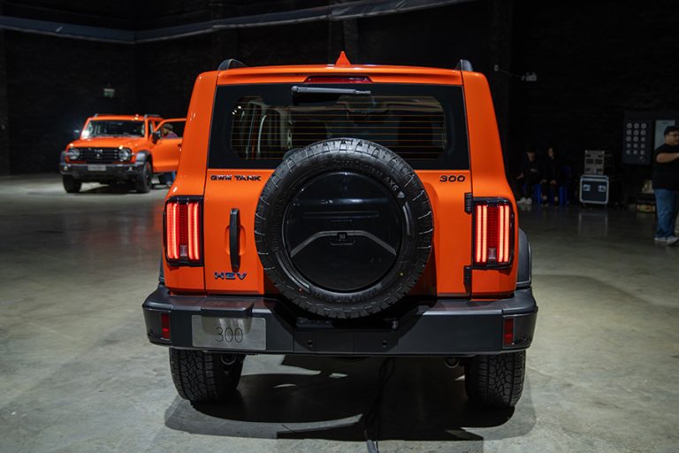 ราคาอย่างเป็นทางการ TANK 300 HEV : 1,349,000 - 1,499,000 บาท | ส่วนลด ...