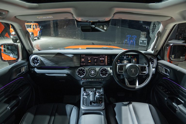 ราคาอย่างเป็นทางการ TANK 300 HEV : 1,349,000 - 1,499,000 บาท | ส่วนลด ...