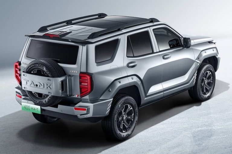 Tank 400 Hi4-T รถ SUV พื้นฐาน body-on-frame ขุมพลังเบนซิน 2.0 ลิตร plug ...