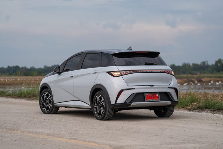 ภาพคันจริง BYD Dolphin | จบแค่ Standard Range หรือไปให้สุด แล้วหยุดที่ ...