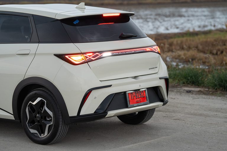 ภาพคันจริง BYD Dolphin | จบแค่ Standard Range หรือไปให้สุด แล้วหยุดที่ ...