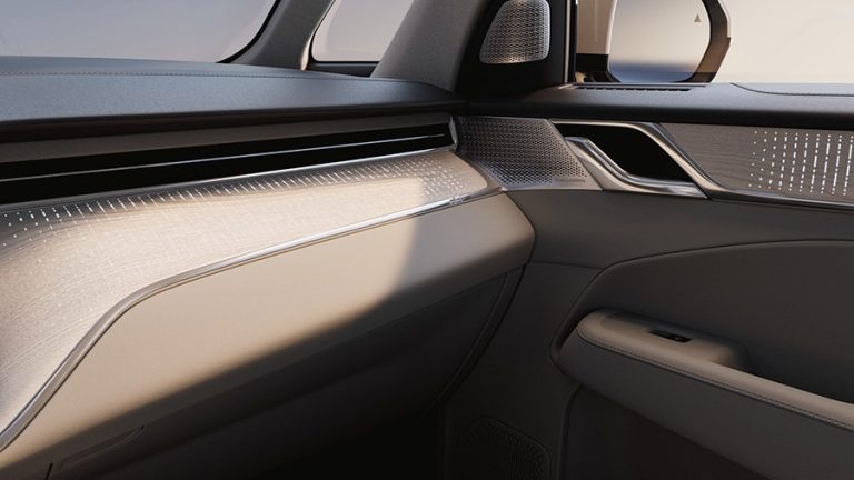 ภาพ Official : Volvo EM90 MPV ขุมพลังไฟฟ้า 272 แรงม้า แบตเตอรี่ 116 kWh ...