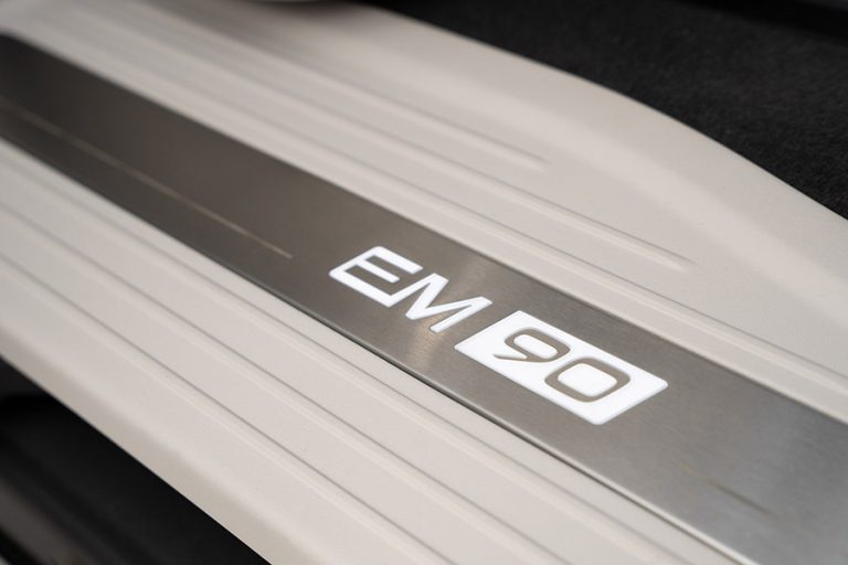 ภาพ Official : Volvo EM90 MPV ขุมพลังไฟฟ้า 272 แรงม้า แบตเตอรี่ 116 kWh ...