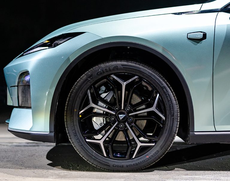 สเป็ค + ภาพคันจริง DEEPAL L07 มอเตอร์เดี่ยว 258 แรงม้า แบตเตอรี่ 66.8 ...