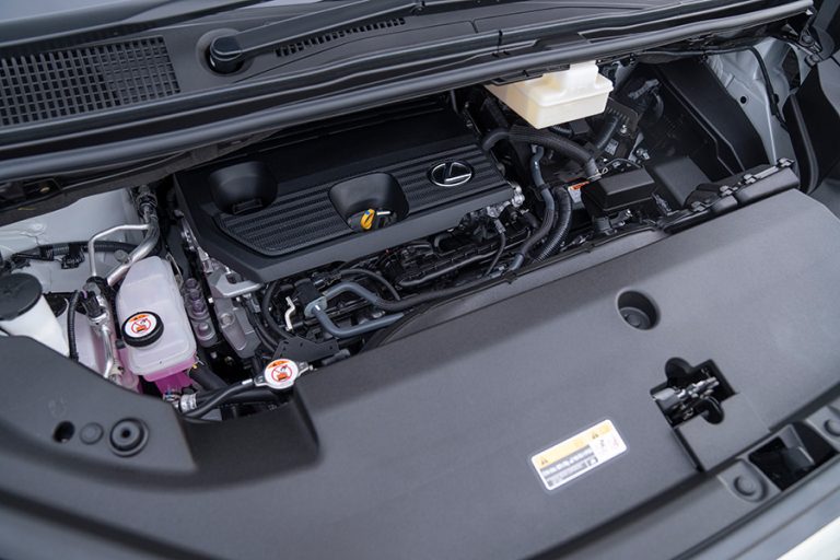 ภาพคันจริง Lexus LM 350h Executive 7-Seater | หน้าโหดเหมือนวอลเดอร์มอล ...