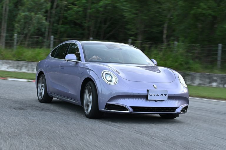 ราคาอย่างเป็นทางการ + เทียบสเป็ค ORA 07 : 1,119,000 - 1,319,000 บาท ...