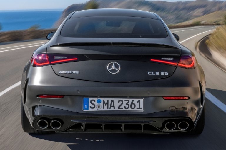 Mercedes-AMG CLE 53 4MATIC+ Coupe ขุมพลัง 6 สูบเรียง เทอร์โบ Mild ...