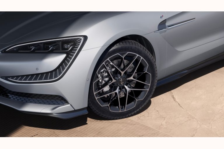 YangWang U7 ซีดานเรือธงจากเครือ BYD พละกำลัง 1,020 แรงม้า ค่า Cd. เพียง 0.195 พร้อมค่าตัว ...