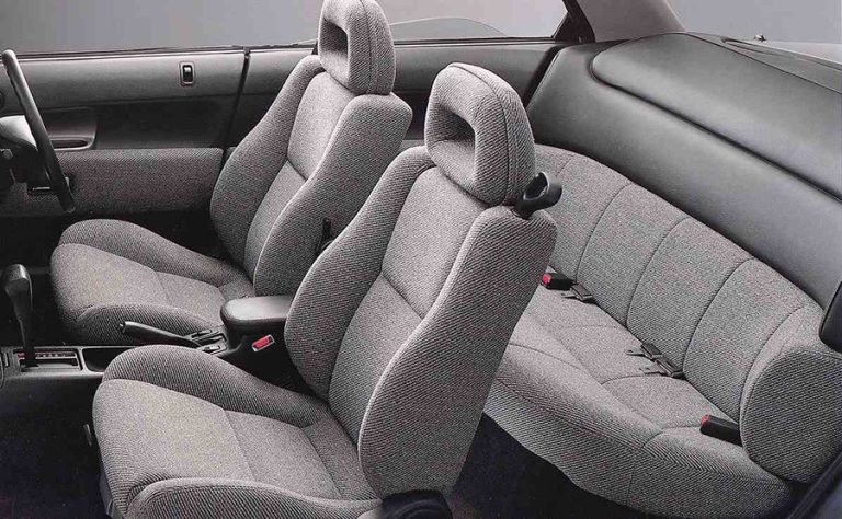 Mazda PERSONA / EUNOS 300 : The Complete History : Hardtop ทรงสวย แต่ ...