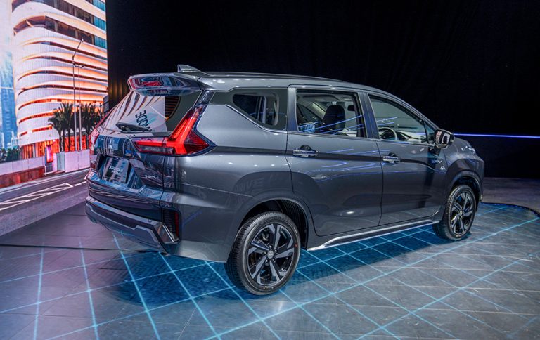 ภาพคันจริง Mitsubishi Xpander HEV & Xpander Cross HEV - HeadLight Magazine