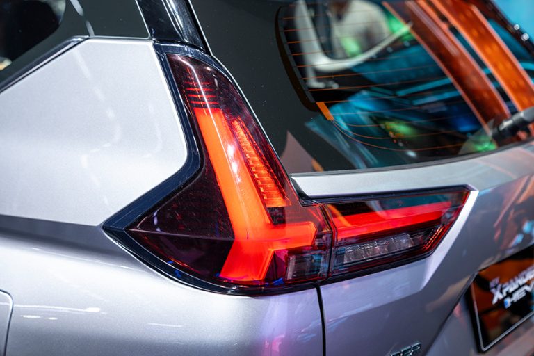 ภาพคันจริง Mitsubishi Xpander HEV & Xpander Cross HEV - HeadLight Magazine