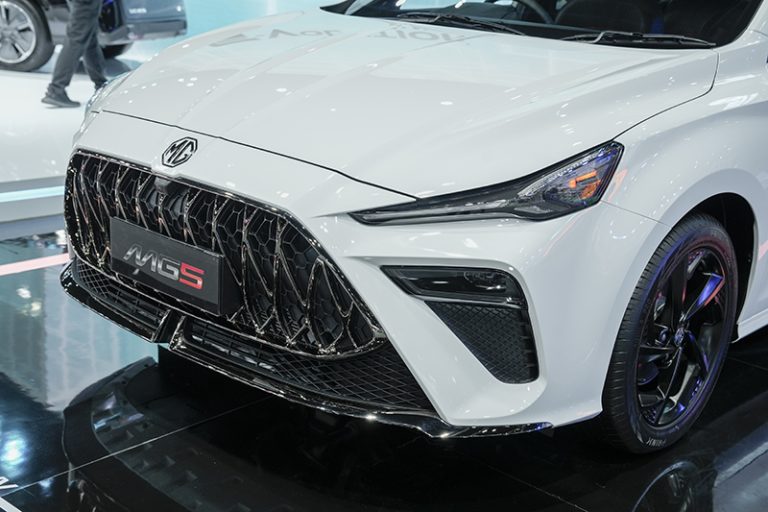 ราคาอย่างเป็นทางการ MG 5 PRO (MG 5 Minorchange) : 629,000 – 669,000 บาท ...