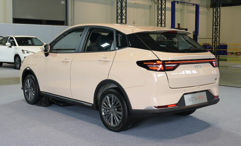 ราคาอย่างเป็นทางการ Neta V-II : 499,000 - 549,000 บาท | แบตเตอรี่ 36.1 ...