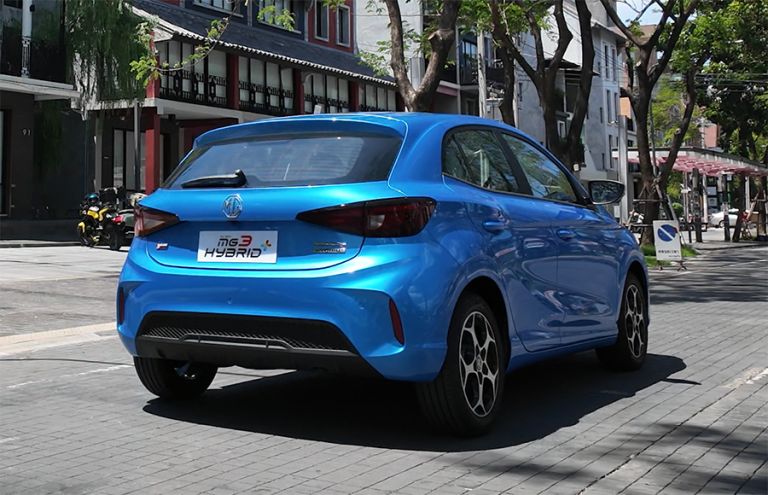 ราคาอย่างเป็นทางการ + เทียบสเป็ค All NEW MG 3 HYBRID+ : 579,900 ...
