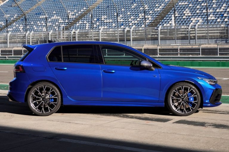 Volkswagen Golf R Mark 8.5 แรงสุดในไลน์อัพ ขุมพลังเบนซิน 2.0L Turbo 329 ...