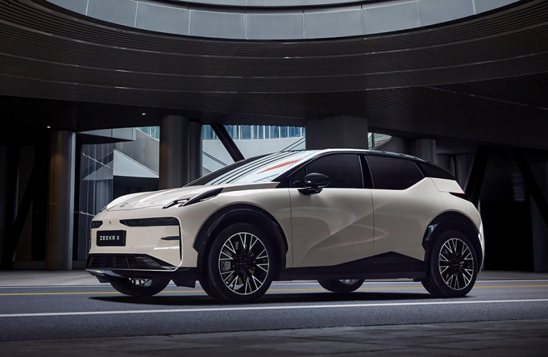 ราคาอย่างเป็นทางการ Zeekr X : 1,199,000 - 1,349,000 บาท | วิ่งไกลสุด ...