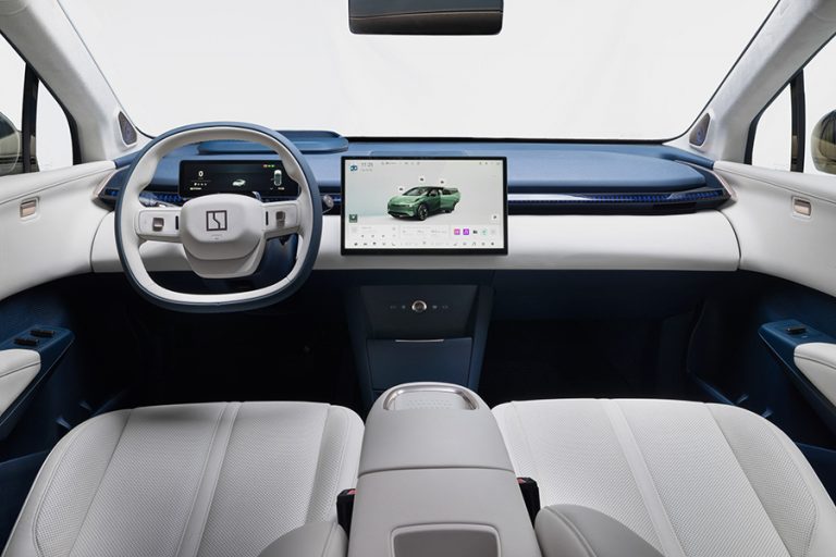 ราคาอย่างเป็นทางการ Zeekr X : 1,199,000 - 1,349,000 บาท | วิ่งไกลสุด ...