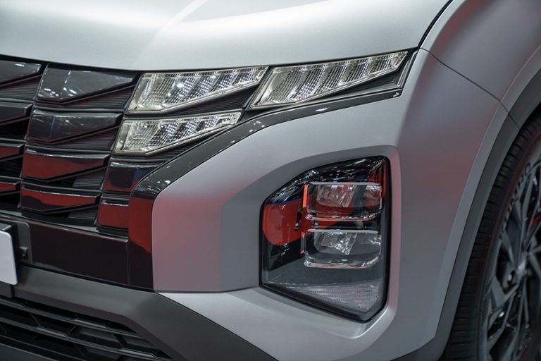 ภาพคันจริง Hyundai Creta Alpha (MY2024.2) | เพิ่มสีเงินด้าน Silver ...