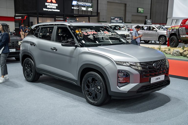 ภาพคันจริง Hyundai Creta Alpha (MY2024.2) | เพิ่มสีเงินด้าน Silver ...