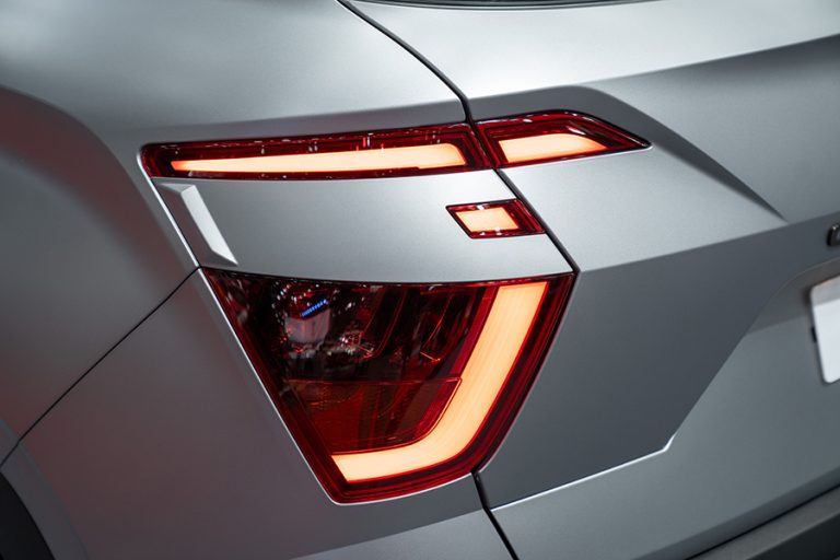 ภาพคันจริง Hyundai Creta Alpha (MY2024.2) | เพิ่มสีเงินด้าน Silver ...