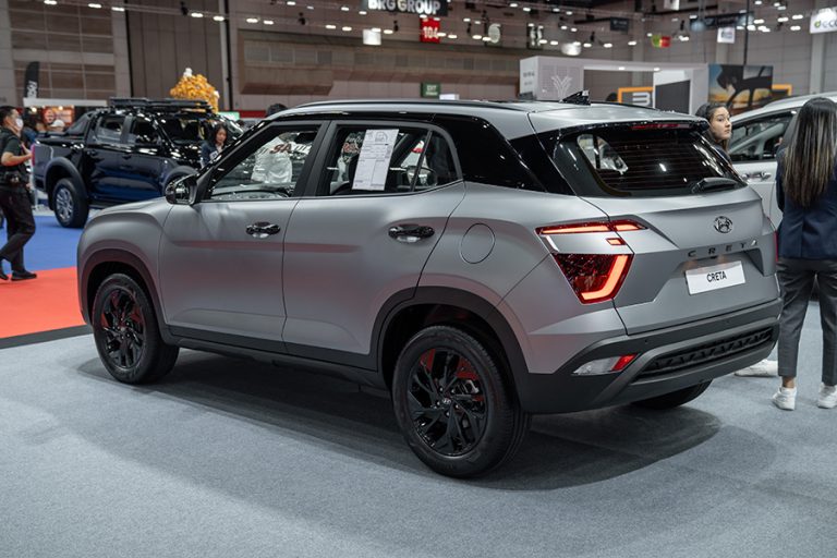 ภาพคันจริง Hyundai Creta Alpha (MY2024.2) | เพิ่มสีเงินด้าน Silver ...