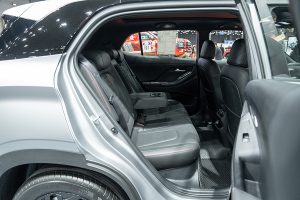 ภาพคันจริง Hyundai Creta Alpha (MY2024.2) | เพิ่มสีเงินด้าน Silver ...