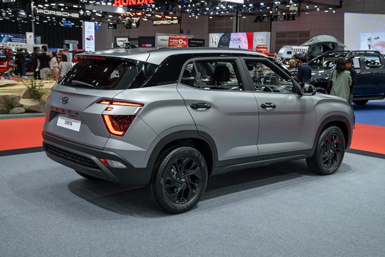 ภาพคันจริง Hyundai Creta Alpha (MY2024.2) | เพิ่มสีเงินด้าน Silver ...
