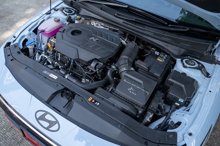 ภาพคันจริง Hyundai Elantra N | ตัวแรงฝั่งกิมจิ พร้อมสู้ตัวแรงฝั่งปลาดิบ ...