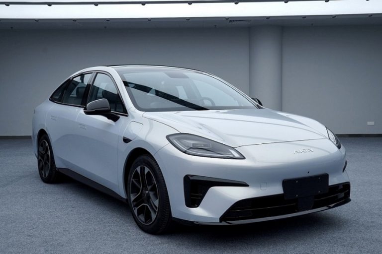 GAC Aion RT ซีดานขุมพลังไฟฟ้าล้วน 224 แรงม้า เตรียมเปิดตัวภายในปี 2024 นี้ - HeadLight Magazine