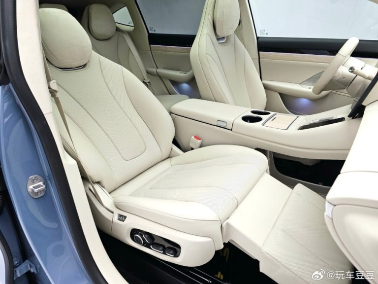 Luxeed R7 รถ SUV ไฟฟ้าล้วนภายใต้เงินลงทุนของ Huawei และ Chery มอเตอร์ ...