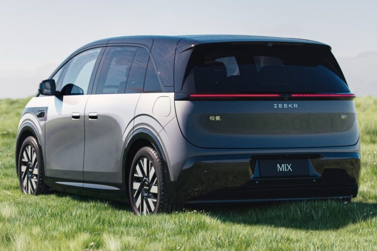 Zeekr Mix รถ Minivan ขุมพลังไฟฟ้าล้วน ประตูสุดล้ำไร้เสากลาง มอเตอร์ ...