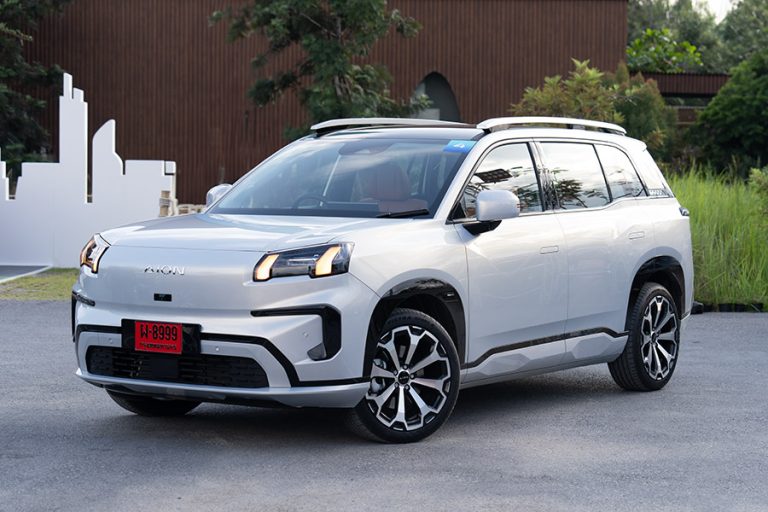 ราคาอย่างเป็นทางการ AION V : 999,900 บาท* | 204 แรงม้า แบต 75.3kWh วิ่ง ...