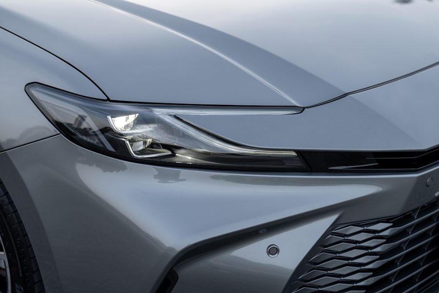 ภาพคันจริง Toyota Camry HEV Premium Luxury | มาดสปอร์ต เอาใจผู้บริหาร ...