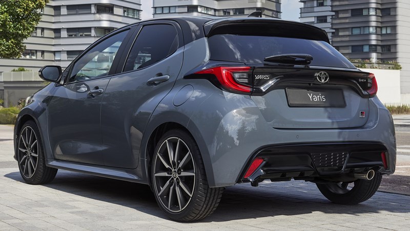 Toyota Yaris TNGA (MY2025) เวอร์ชั่นยุโรป ปรับอุปกรณ์ พร้อมคงขุมพลังเดิม เบนซิน 1.5 Hybrid 115 ...