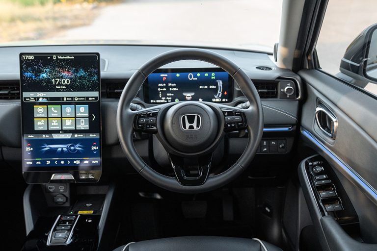 ราคาอย่างเป็นทางการ Honda e:N1 : 1,199,000 บาท | 204 แรงม้า FWD ...
