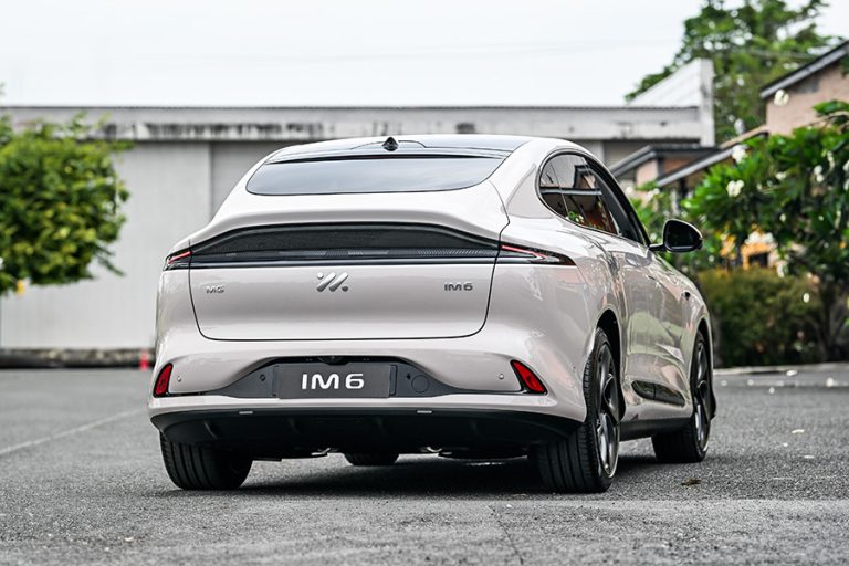 สเป็ค MG IM6 | ขุมพลังไฟฟ้า 787 แรงม้า 802 นิวตันเมตร แบต 900V 100kWh วิ่งไกลสุด 634 km. (NEDC ...