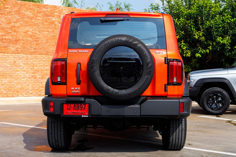 สเป็ค + ภาพคันจริง GWM TANK 300 Diesel & HEV (MY2025) | เพิ่มขุมพลัง ...