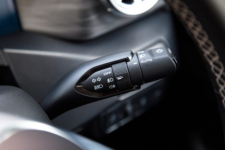 สเป็ค + ภาพคันจริง GWM TANK 300 Diesel & HEV (MY2025) | เพิ่มขุมพลัง ...