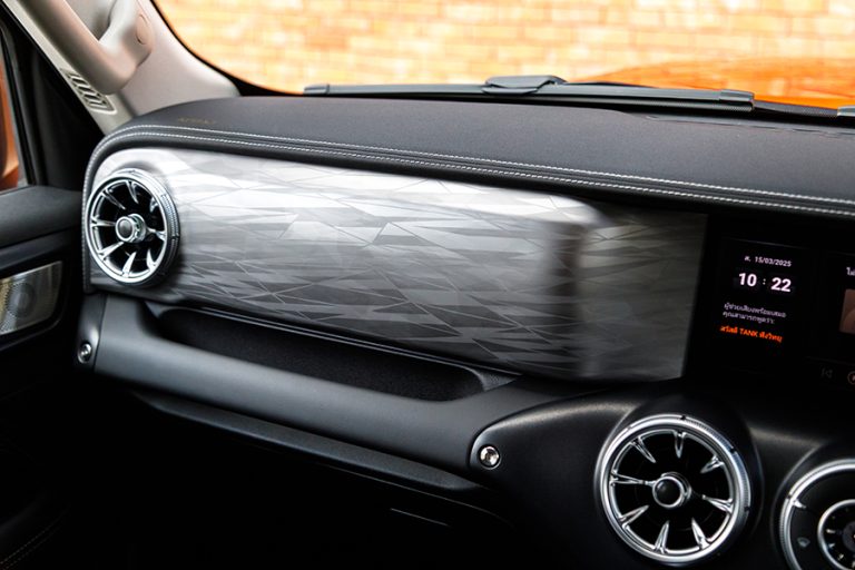 สเป็ค + ภาพคันจริง GWM TANK 300 Diesel & HEV (MY2025) | เพิ่มขุมพลัง ...