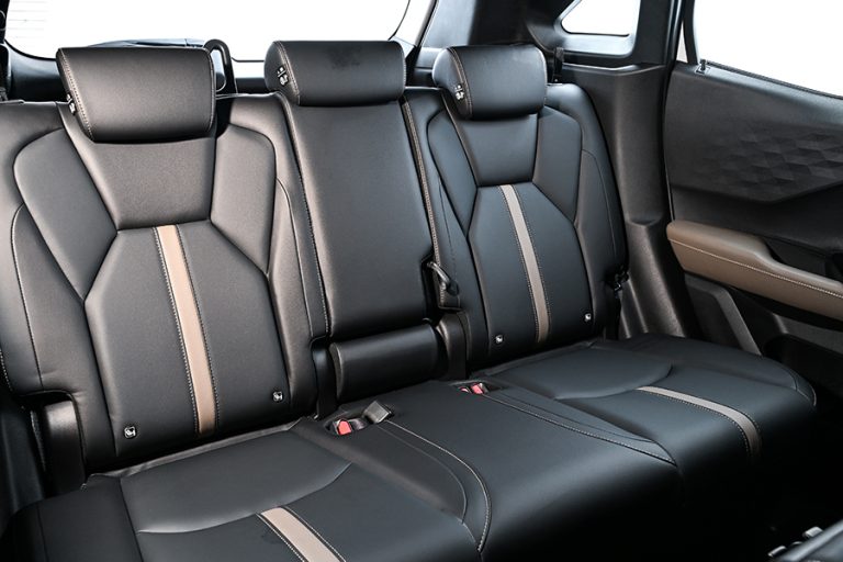 ราคาอย่างเป็นทางการ Mitsubishi XForce HEV : 899,000 - 1,089,000 บาท ...