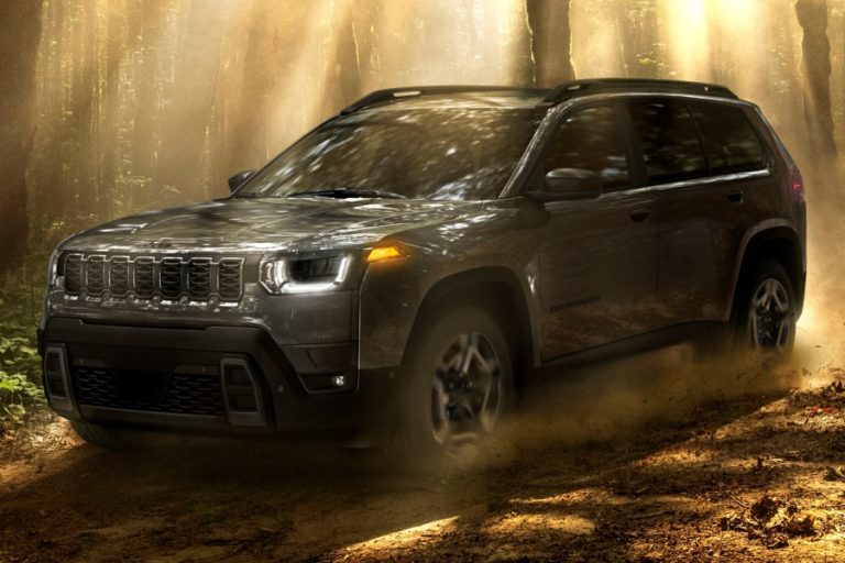 เปิดภาพแรก Jeep Cherokee กลับมาอีกครั้งพร้อมขุมพลัง Hybrid เตรียม ...
