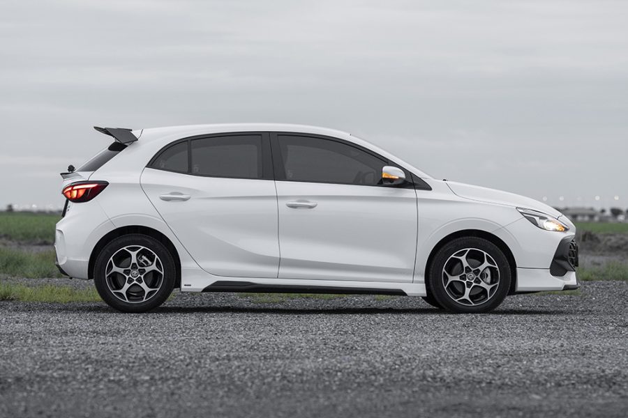 ภาพคันจริง MG 3 Hybrid+ X | Not a Bad Choice! - HeadLight Magazine
